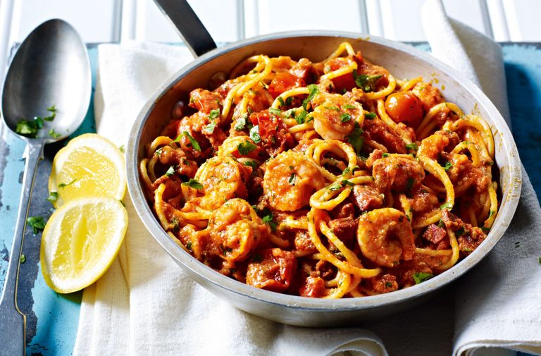 Prawn pasta with cherry tomatoes and lemon | Italian Recipes | GoodtoKnow
