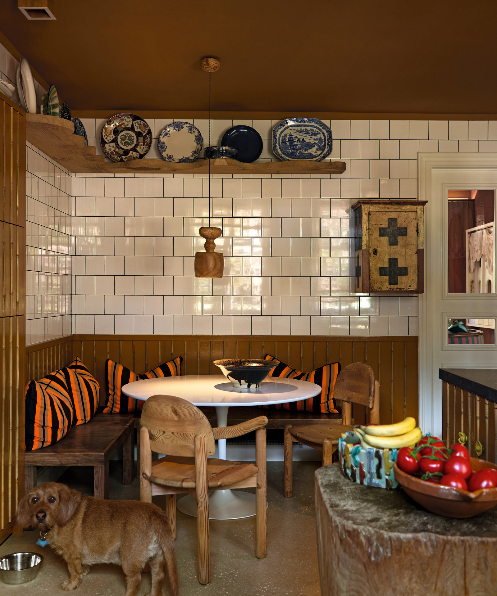 This once 'ugly' Flemish home is now a showcase of playful antiques and ...