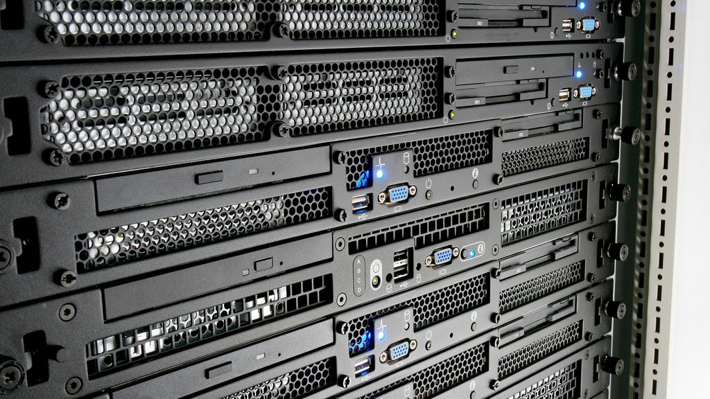 What is server redundancy? | IT Pro