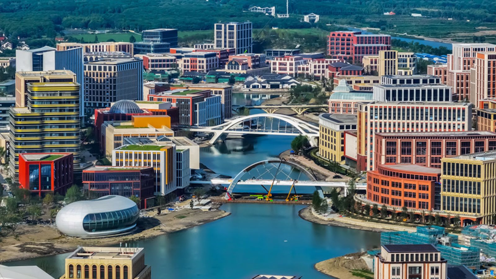 Huawei officially opens its 2,600-acre R&D center in Shanghai, will ...