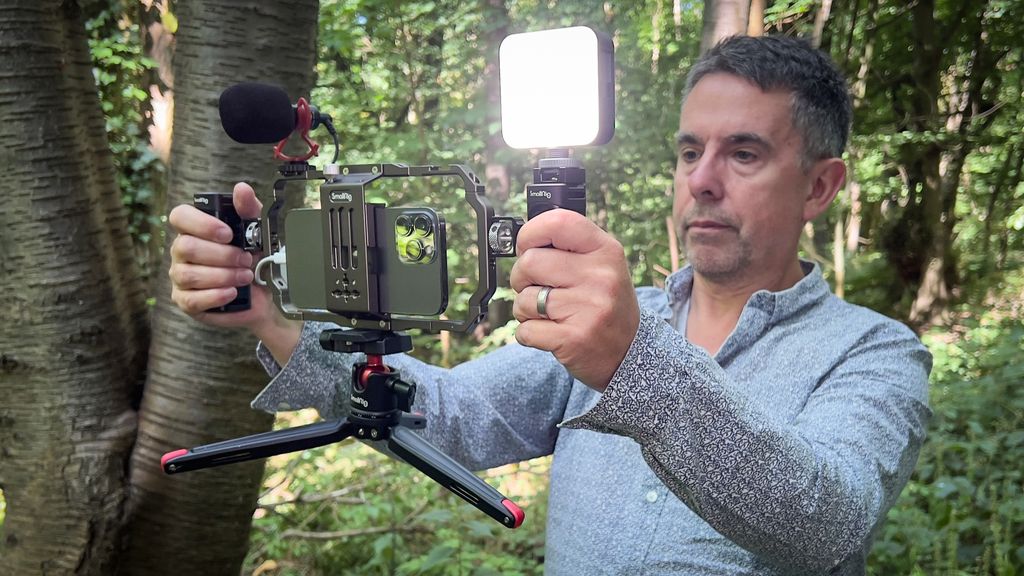 Best iPhone camera grips: rigs and cages to hold your smartphone steady ...