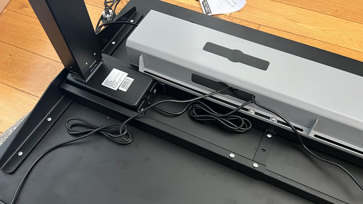 Autonomous SmartDesk Pro review: "Can a desk just be a desk in 2023 ...