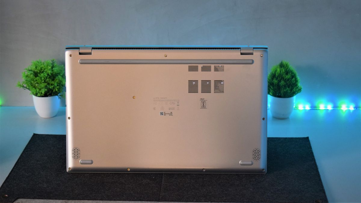 Asus Vivobook 17 M712 review | TechRadar