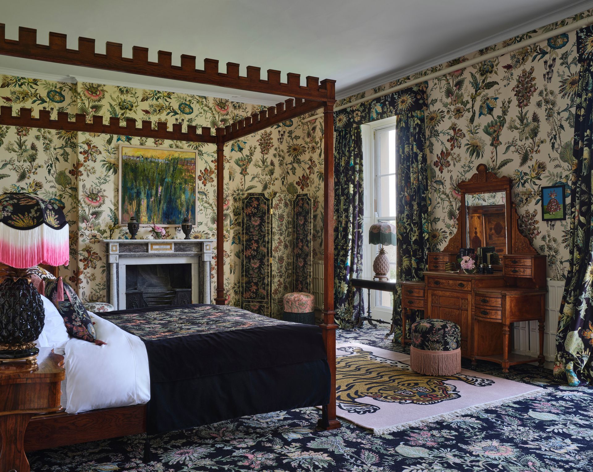 Maximalism in interior design explained | Livingetc