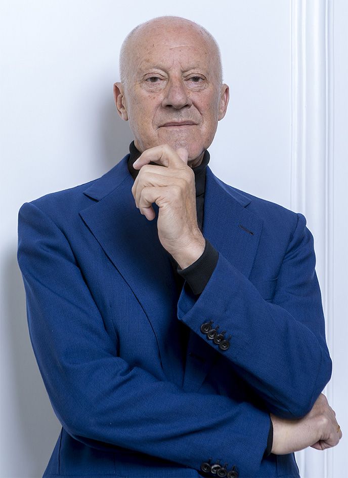 Norman Foster architecture: a guide to his most notable buildings ...