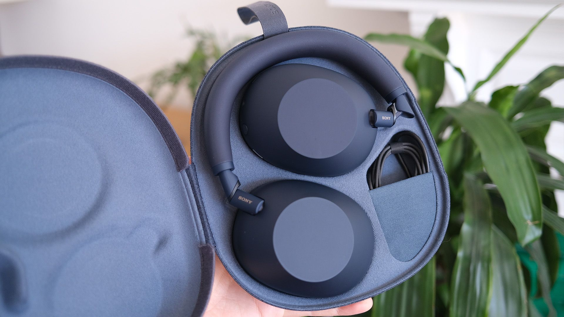 Sony WH-1000XM6 review: the best travel headphones just got a new star | T3