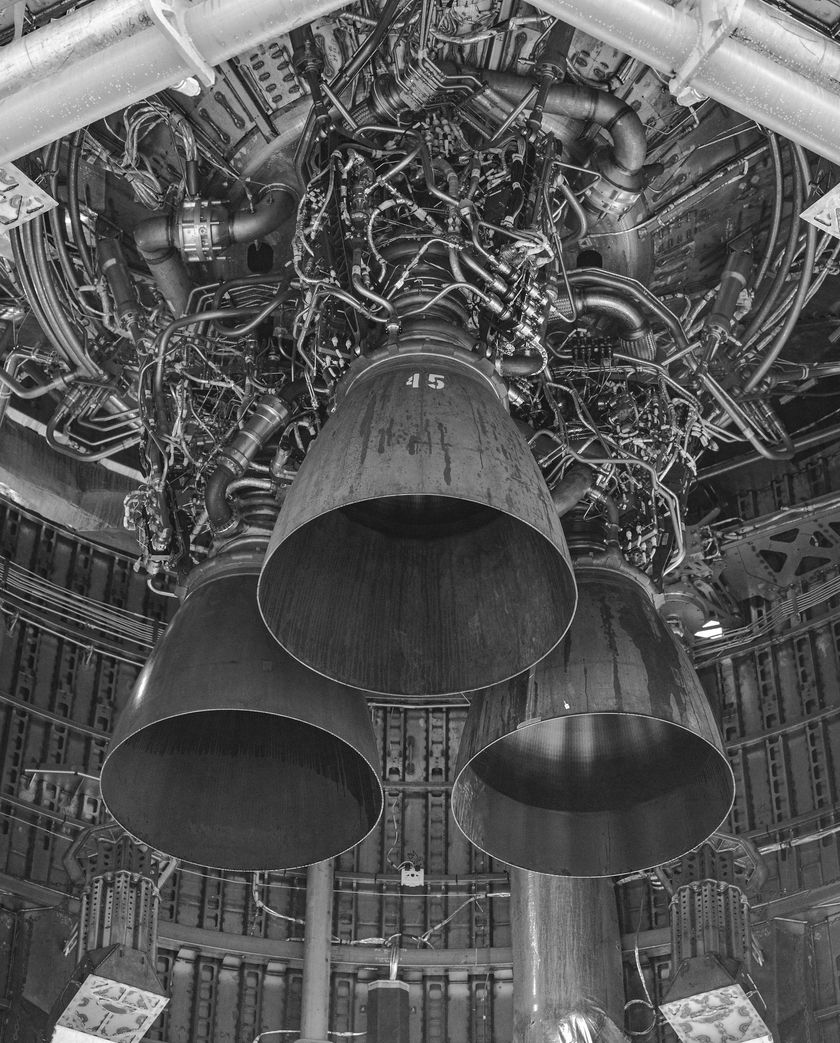 In photos: SpaceX's Starship SN9 prototype soars 10 km, crash-lands in ...