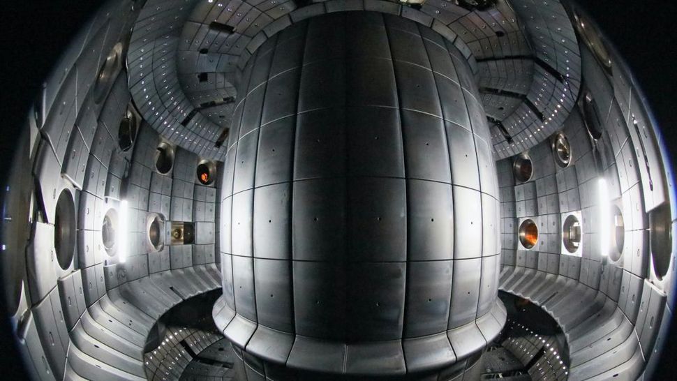 Physicists just rewrote a foundational rule for nuclear fusion reactors ...