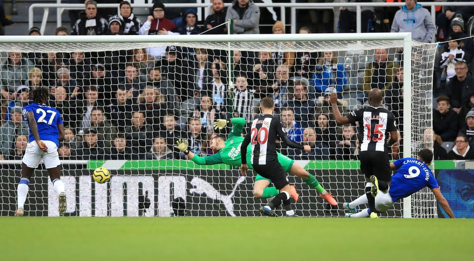 Calvert-Lewin double helps continue Everton’s revival | FourFourTwo