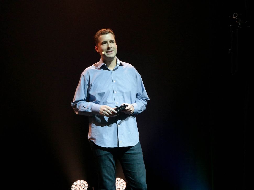 Xbox's Mike Ybarra leaves Microsoft after 20 years, joins Blizzard ...