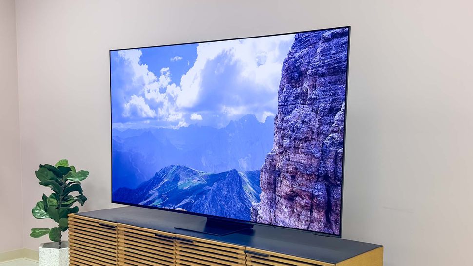Samsung OLED vs. Neo QLED TV — here's the one I would buy right now ...