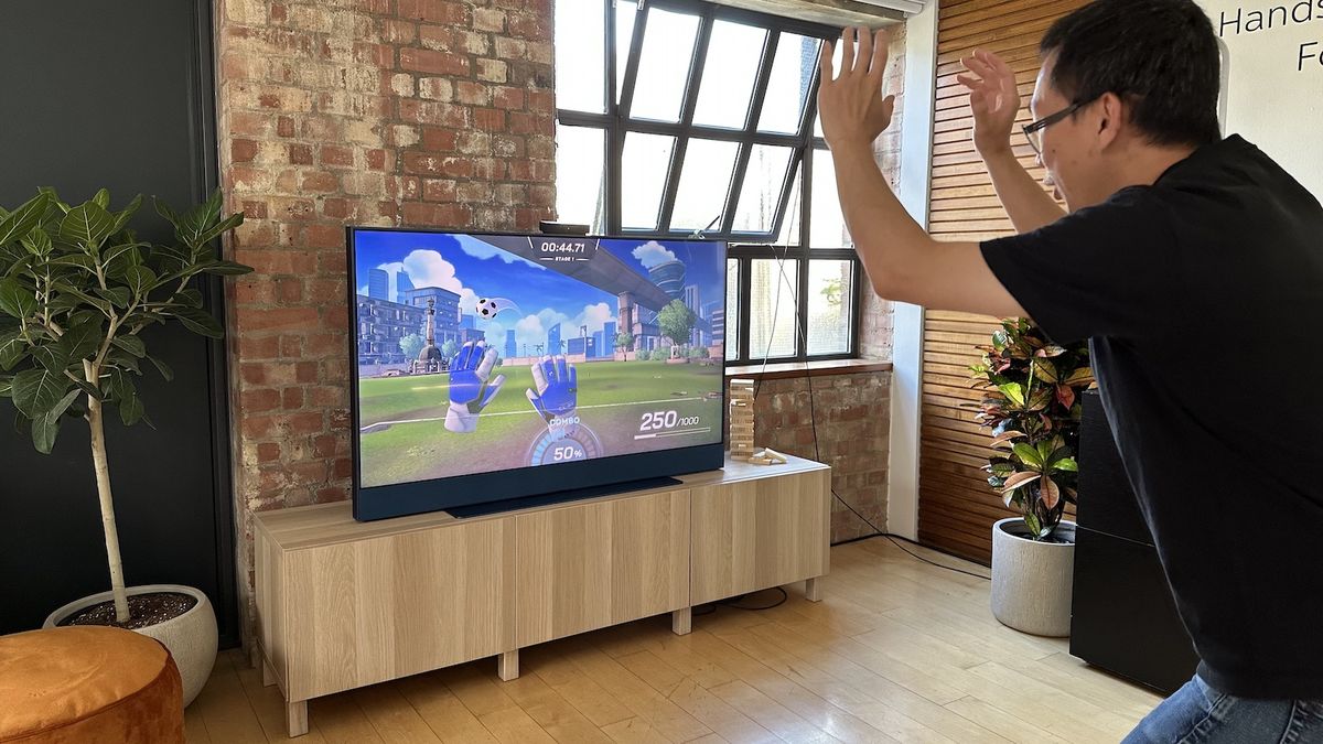 Sky Live explained: features, apps, price and hands-on review of the ...