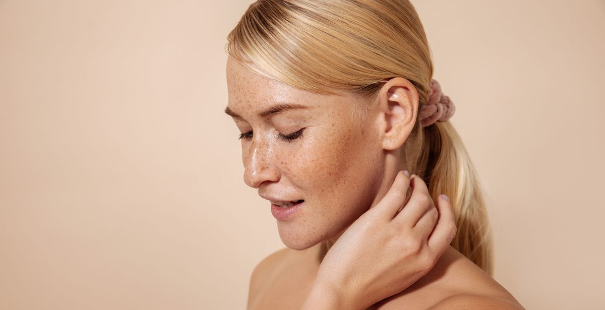 How to get rid of neck acne: dermatologist tips to know | Marie Claire UK