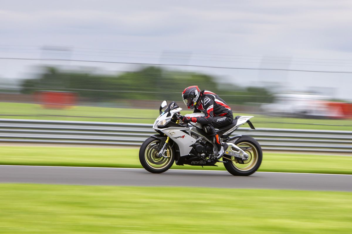 It's all a bit of a blur! Use a pan and tilt tripod head for creative ...