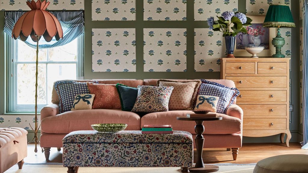 How to style around a couch | Homes and Gardens