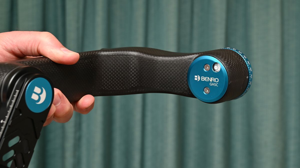 Benro GH5C gimbal head review: take a load off with this support for hefty lenses | Digital ...