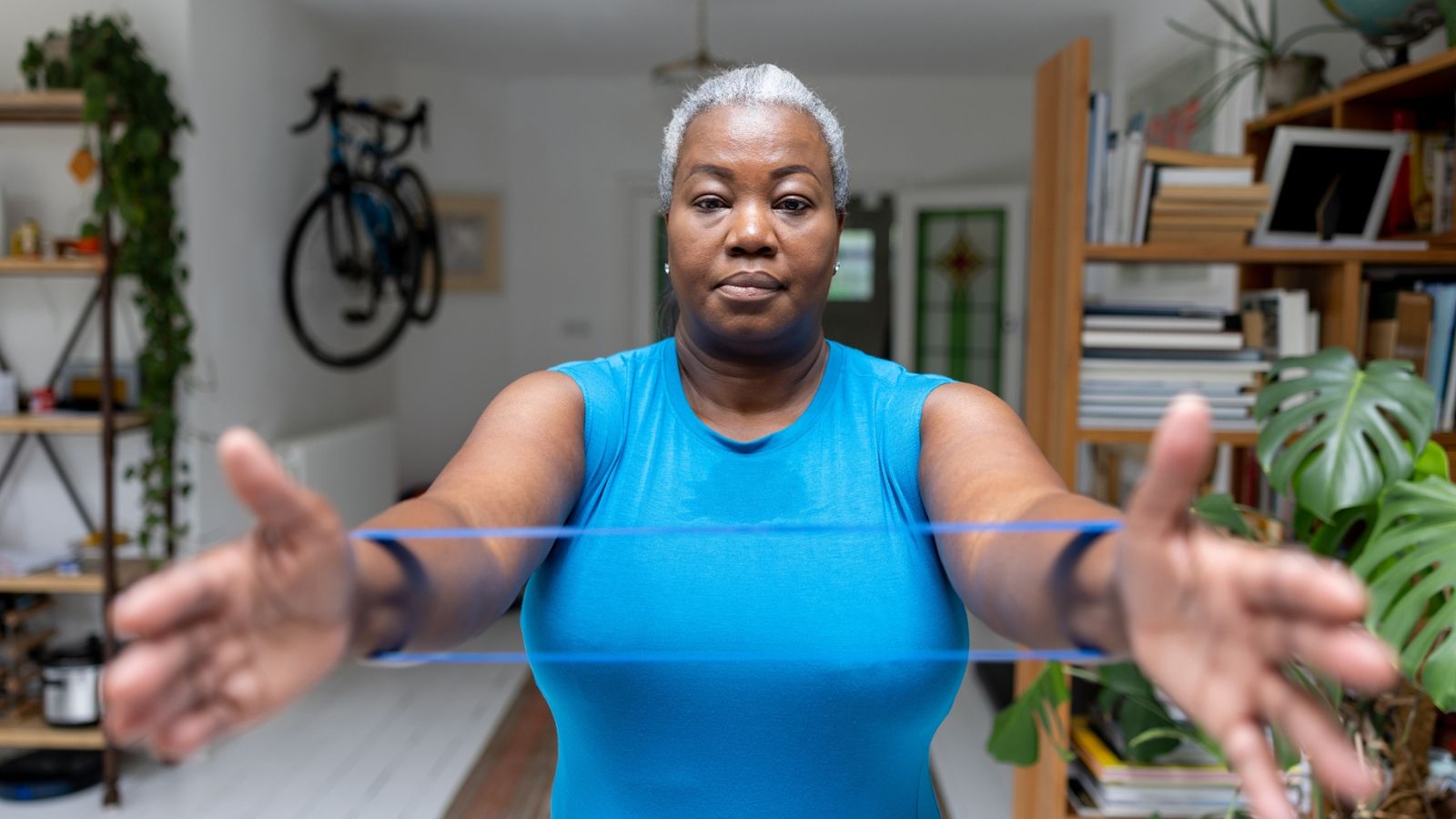 I train older adults for a living—this wrist-friendly full body workout ...