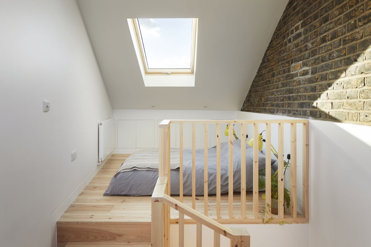6 Narrow, Infill Houses That are Surprisingly Spacious | Homebuilding