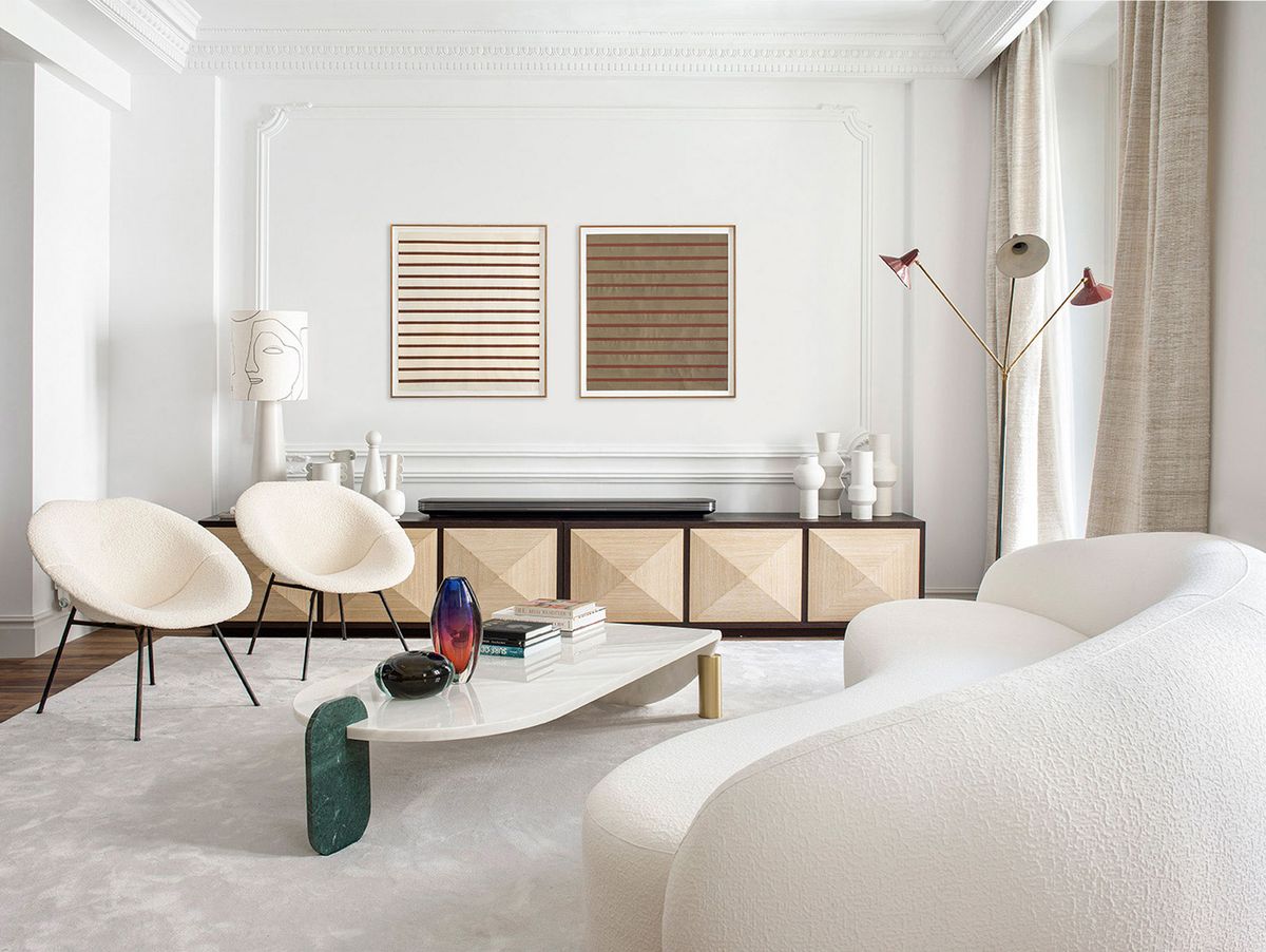 The 'Hushing the House' decluttering method explained | Livingetc