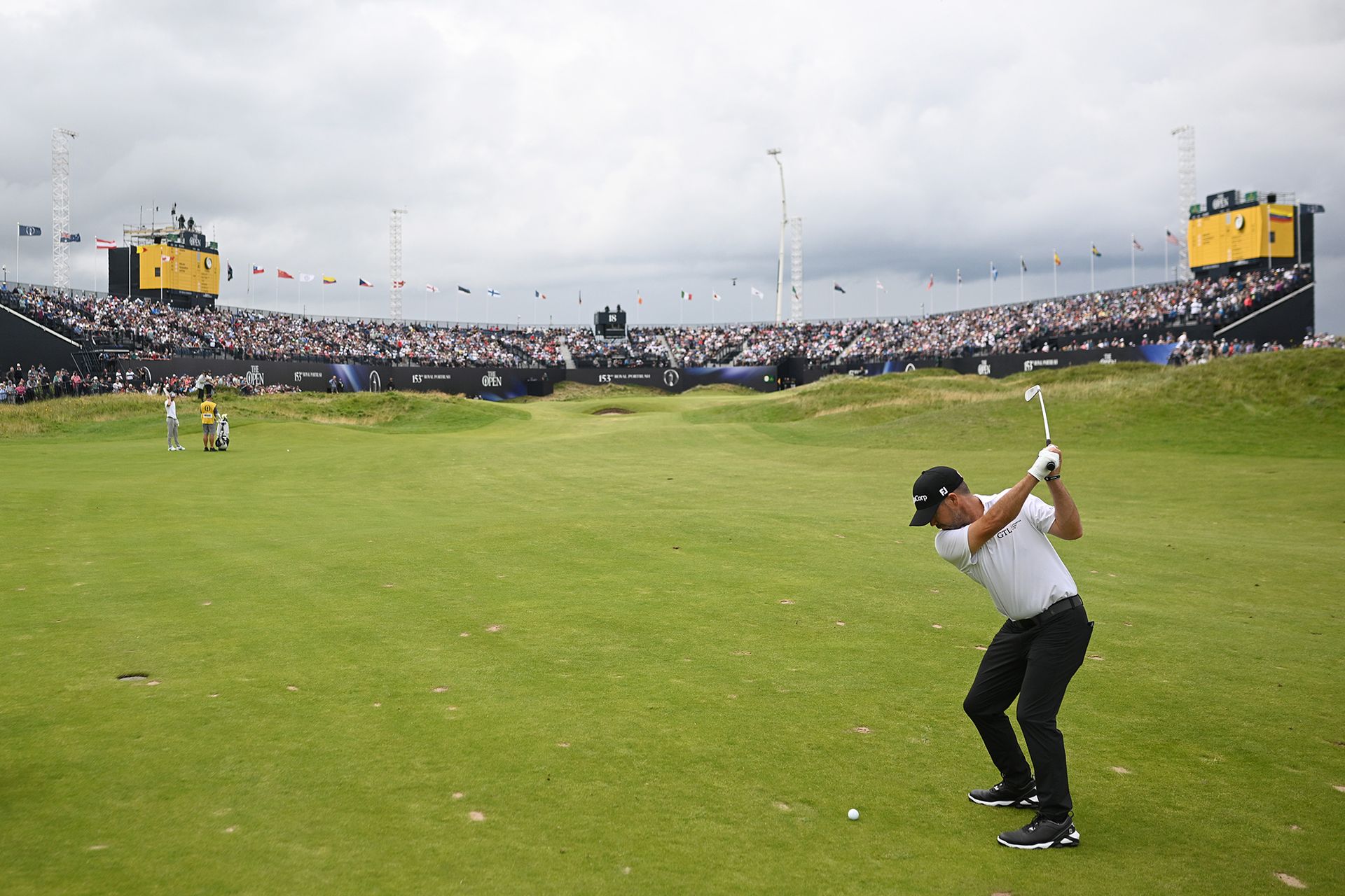 Why Does Brian Harman Waggle His Club And How Does It Help? | Golf Monthly