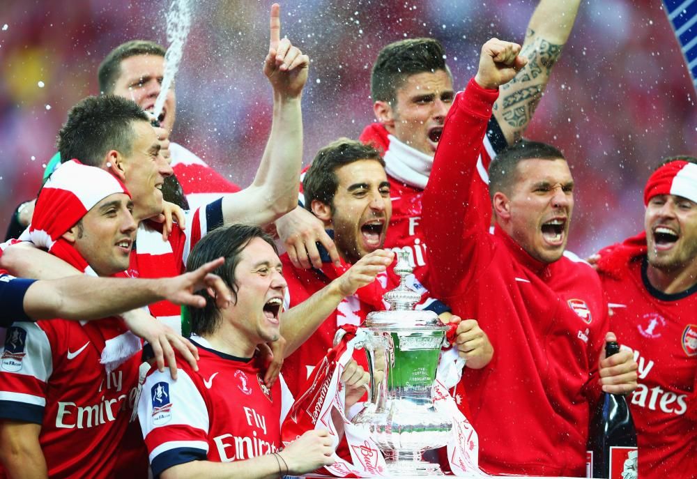 Winterburn: Successful season for Arsenal | FourFourTwo