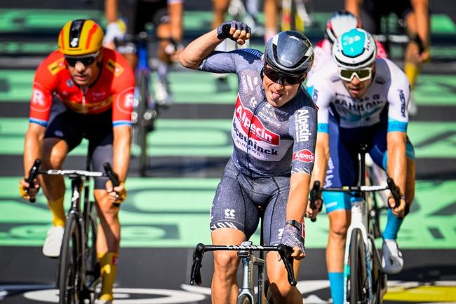 'A lot of chances' – Mathieu van der Poel and Jasper Philipsen reunite ...