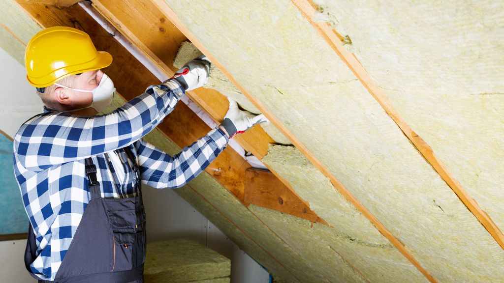 Which types of roof insulation are best for your roof? | Homebuilding