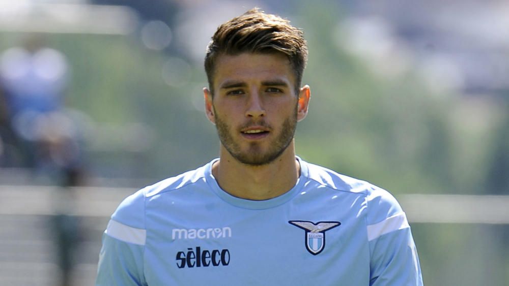 Southampton strengthen defence with £15m Hoedt from Lazio | FourFourTwo