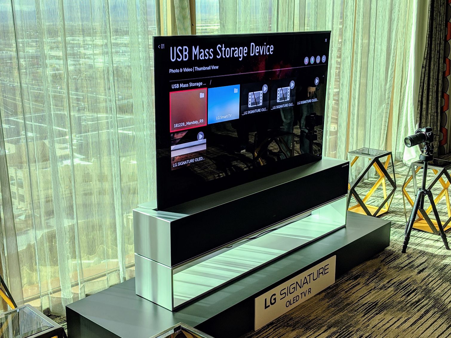 LG's Rollable OLED TV R Is Beyond Amazing | Tom's Guide