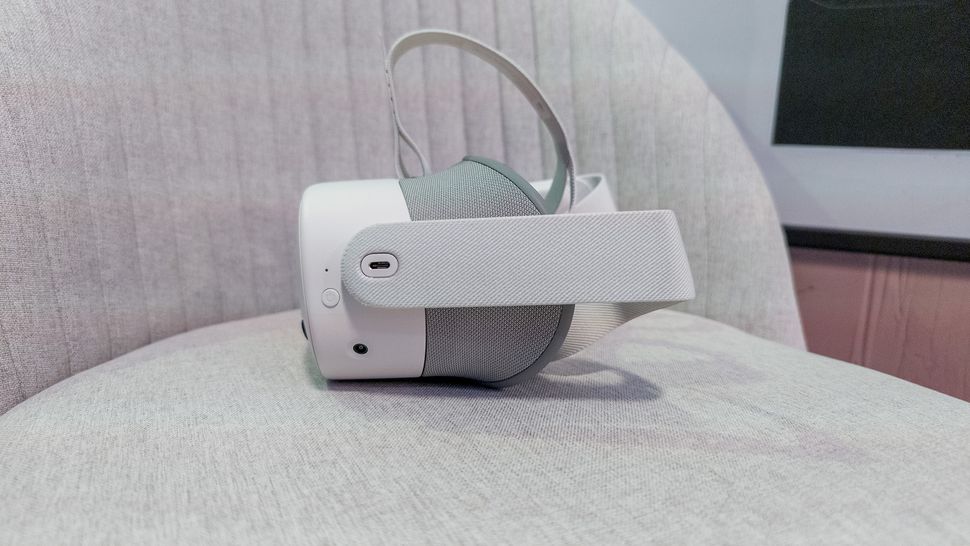 Meta Quest 3S vs. Quest 2: New brain and eyes, old tricks | Android Central