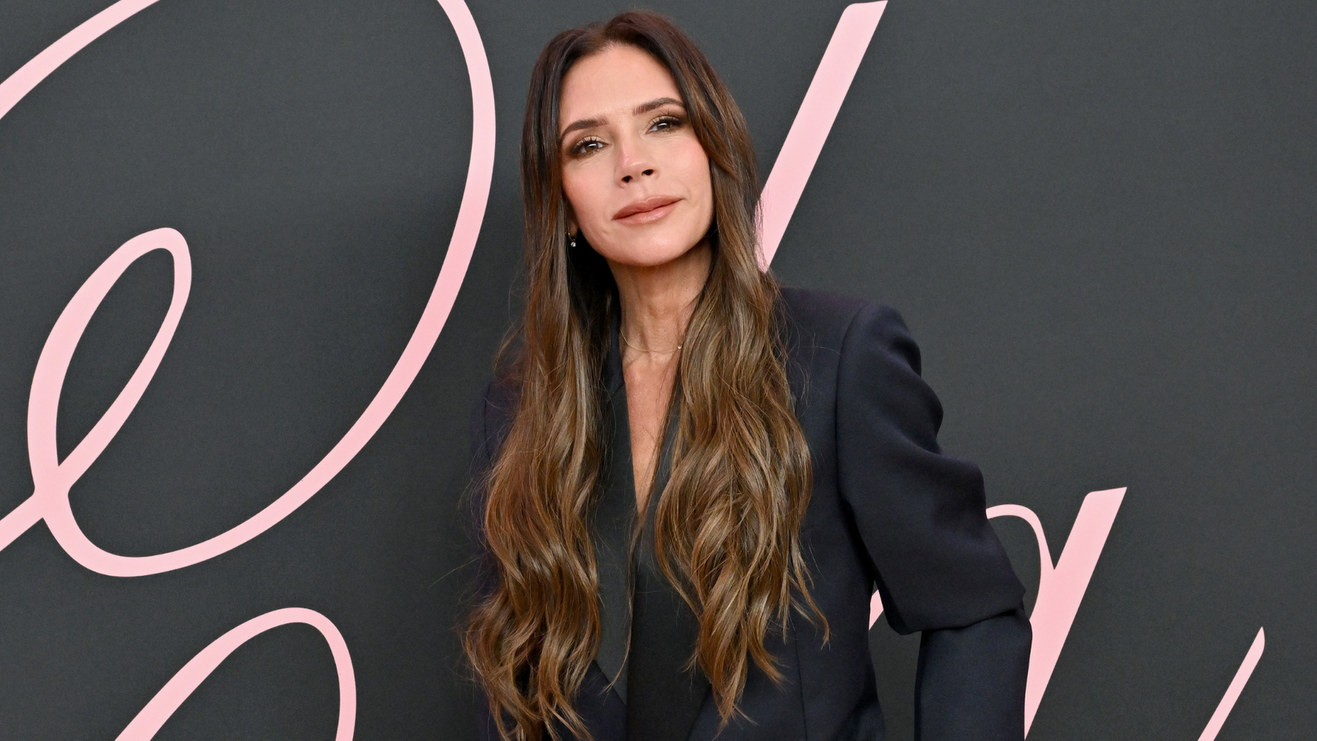 Victoria Beckham's Heartbreaking Reason For Not Smiling In Photos ...