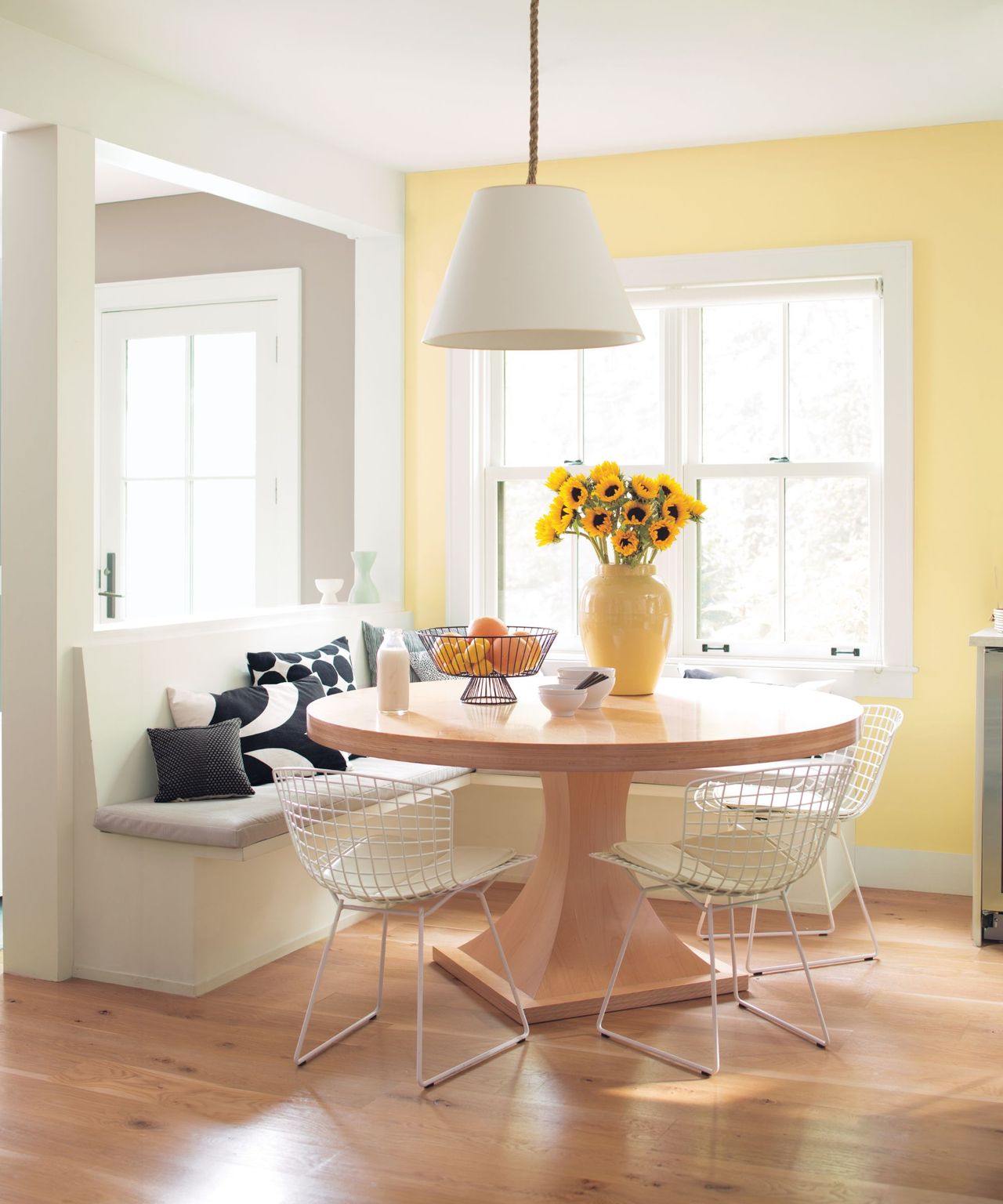 11 breakfast nook ideas for a cozy yet stylish seating area | Homes and ...