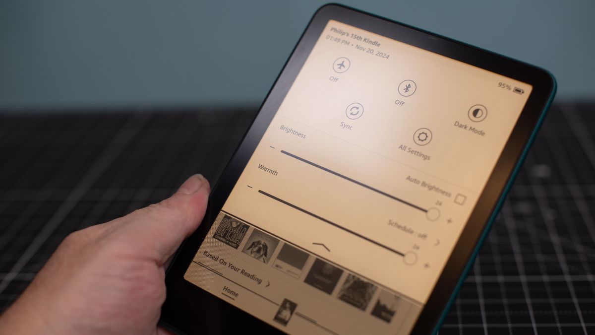 Amazon Kindle Paperwhite Signature Edition 2024 review: faster ...