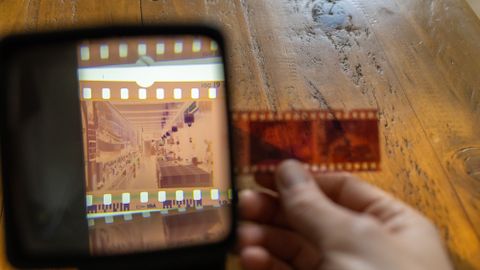 Kodak 35mm Slide Viewer review | Digital Camera World