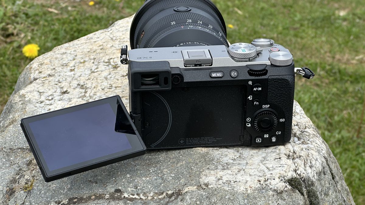 Sony A7C II review: Minor updates on the outside, big improvements ...