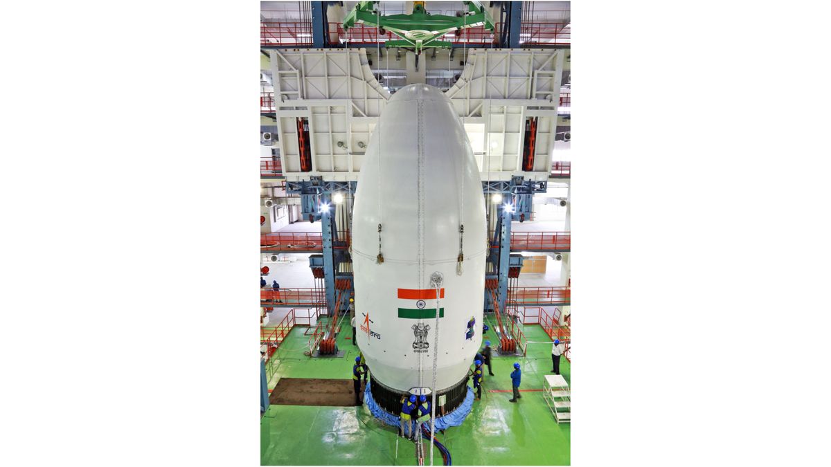 India to launch Chandrayaan 3 moon lander and rover on July 14 (video ...