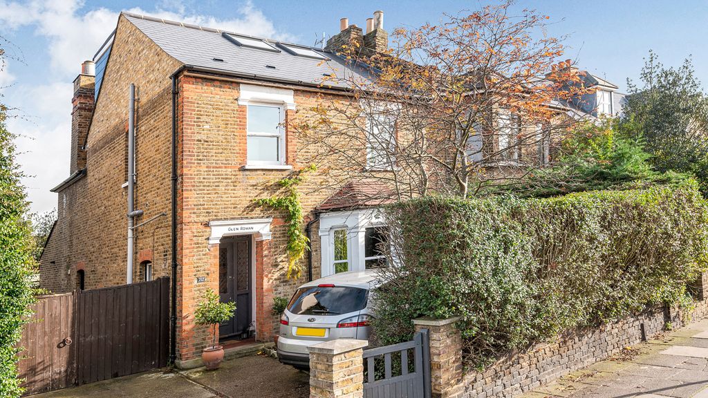 11 ways to extend a semi-detached house for extra space | Homebuilding