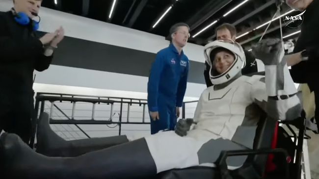 What would happen to the human body in the vacuum of space? | Live Science