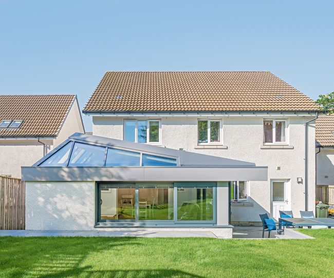 10 beautiful glass kitchen extensions for all homes and budgets ...