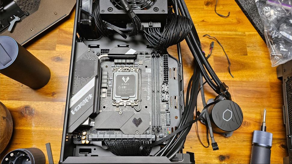 Hands-On: Cooler Master's NCore 100 Max case stands tall and handles ...