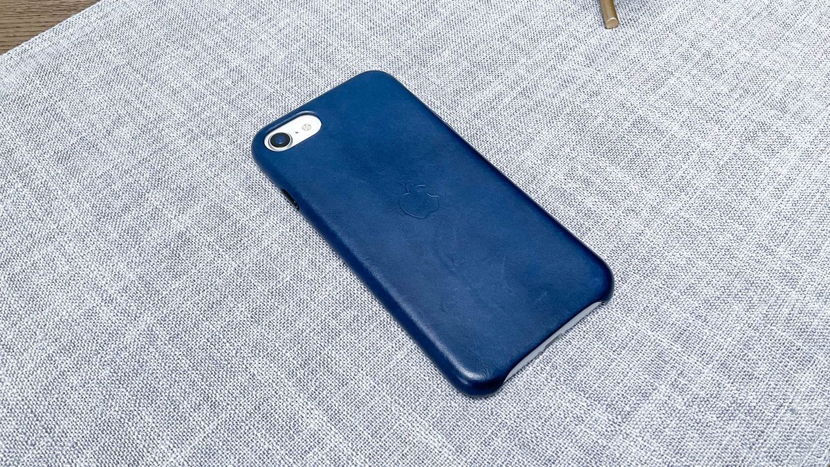 The iPhone SE (2020) is still one of the best iPhones — here’s why ...