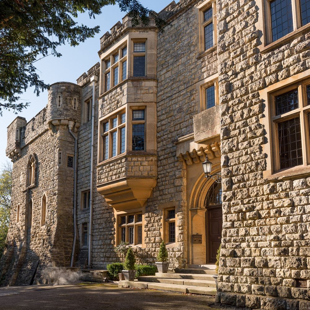 You could call spectacular Devizes Castle home for £2.5million | Ideal Home