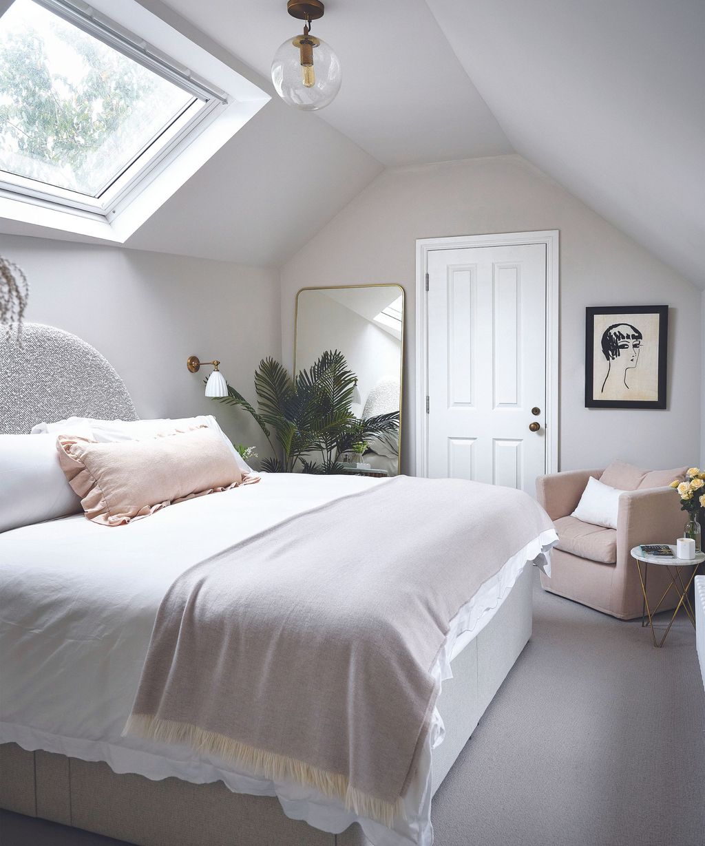 This renovated country cottage is a masterclass in clever color ...