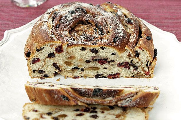 Fruity lardy cake | British Recipes | GoodtoKnow