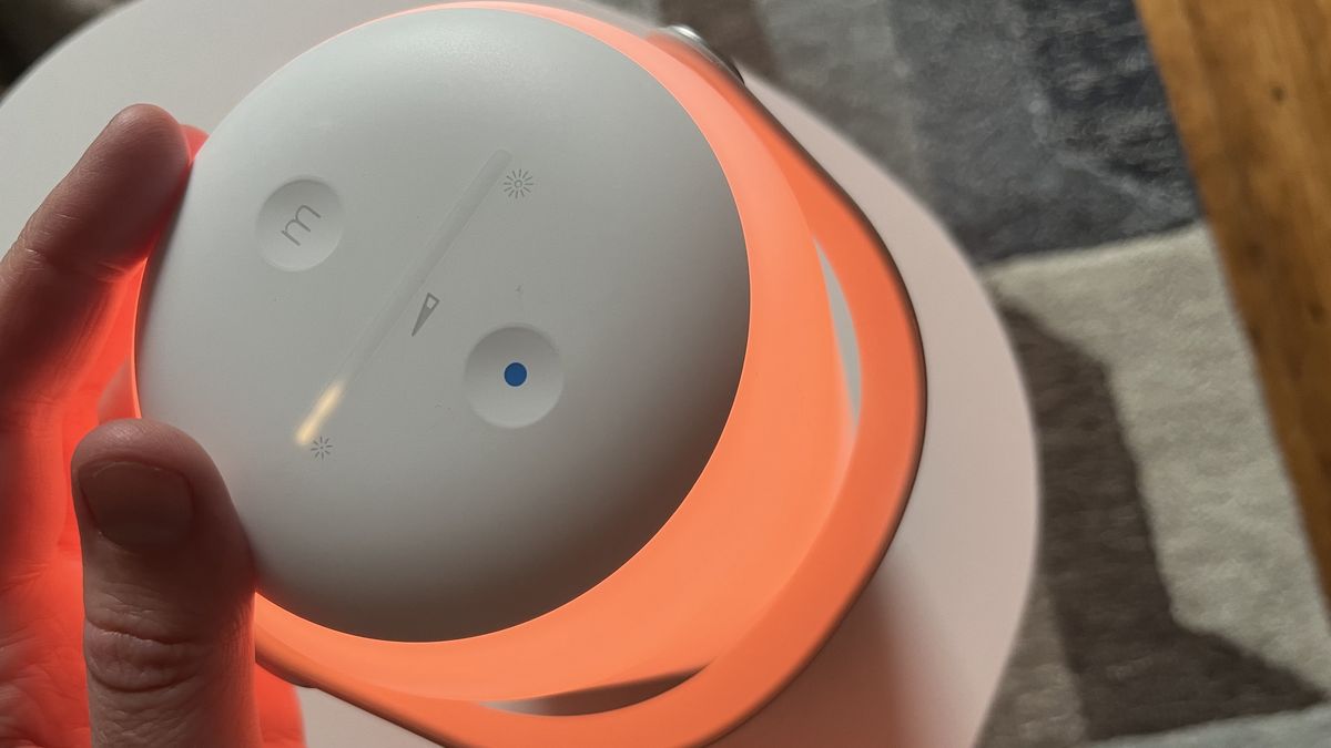 WiZ Luminaire Mobile Portable Light review: bland switched off ...