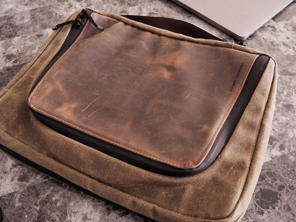 WaterField Tech Folio Plus Review: Leave no accessory behind! | iMore