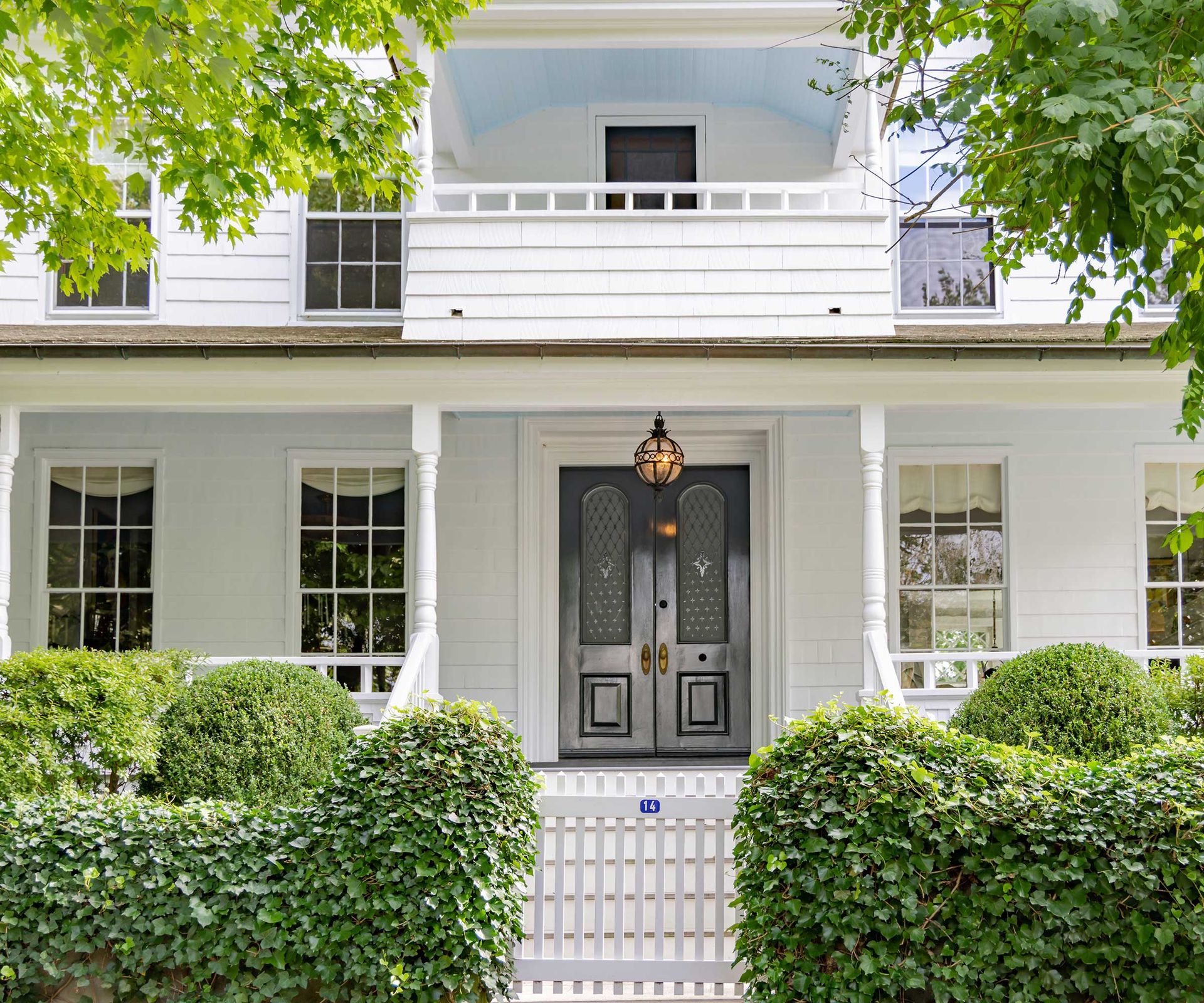 Front yard privacy ideas: 10 stylish screening methods | Homes and Gardens