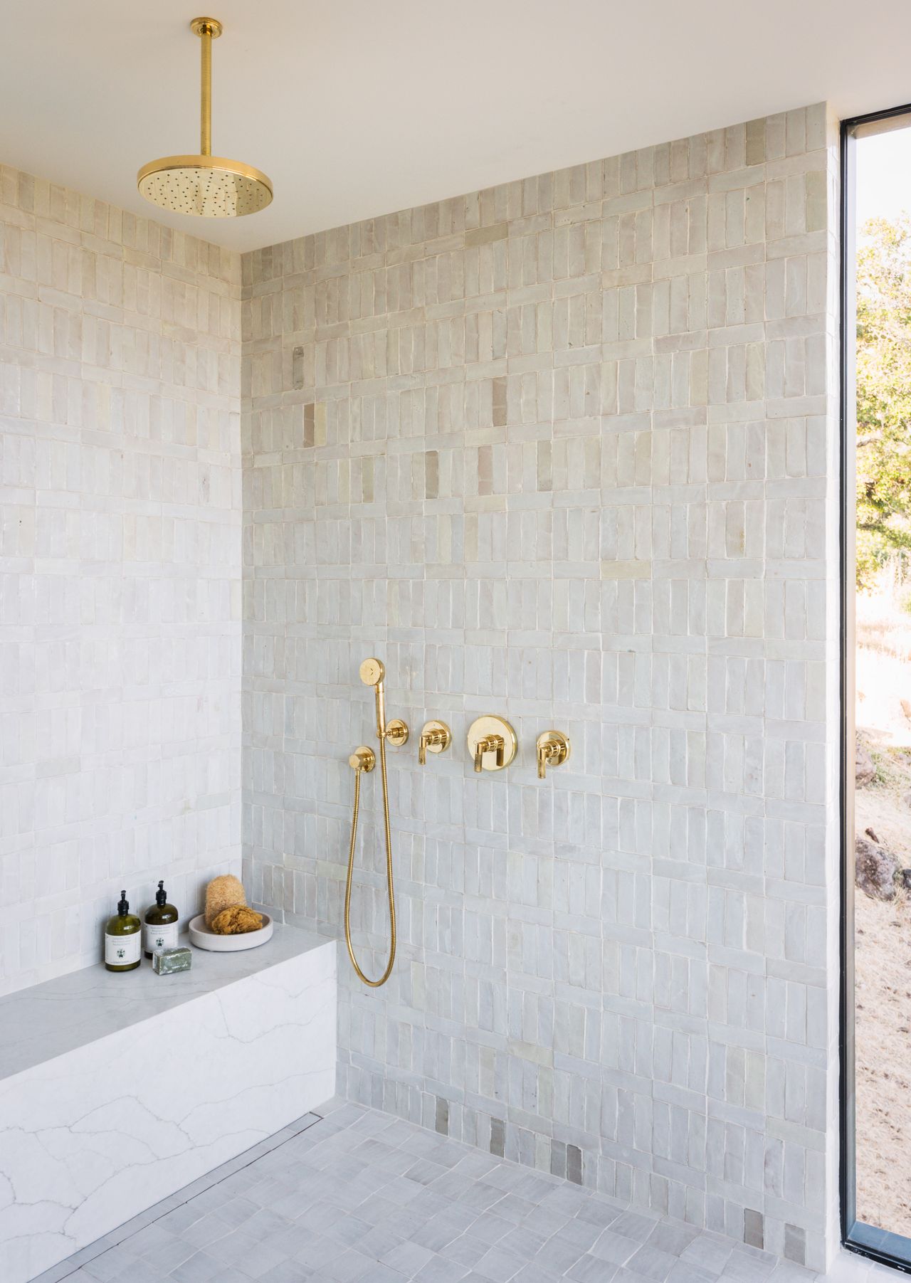 White bathroom tile ideas: 10 bathroom ideas with white tiles | Homes ...