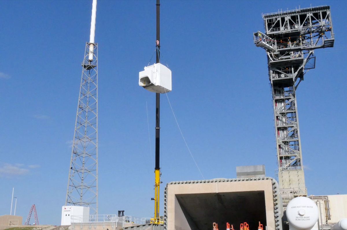 SpaceX Adds New Astronaut Walkway to Historic NASA Launch Pad | Space