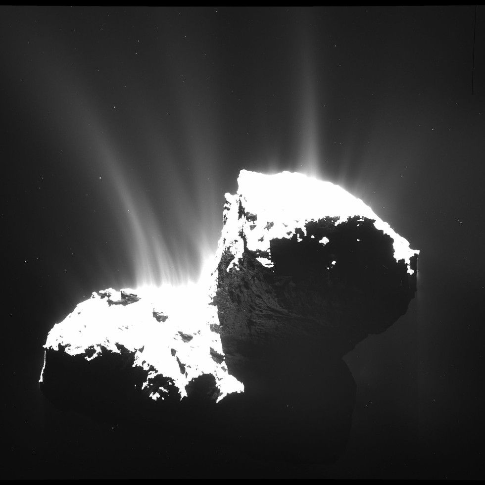 Astronomers Primed to Track Spectacular Comet Encounters | Space